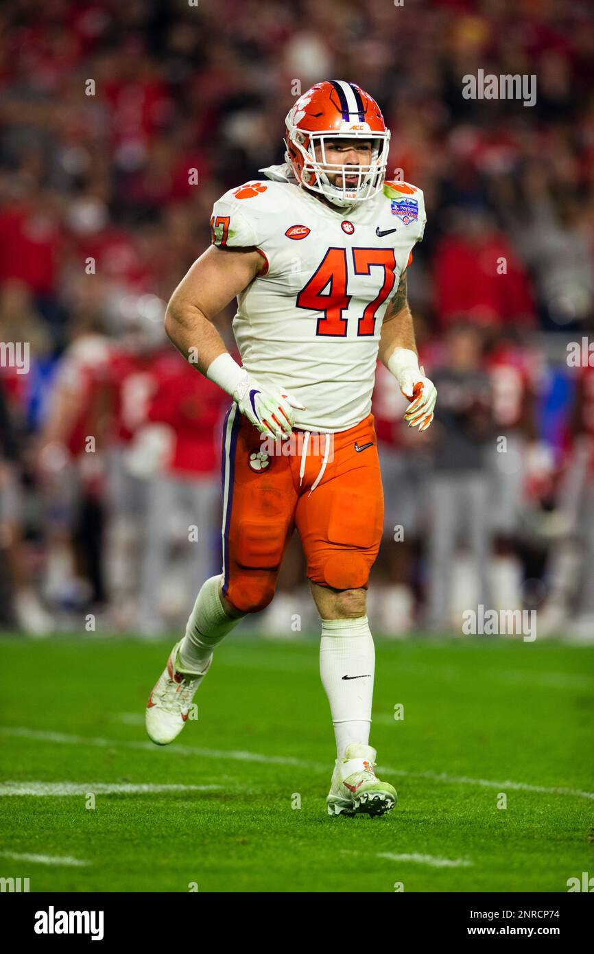 This is what a 47 should look like. You dont want a QB with a cowboy collar