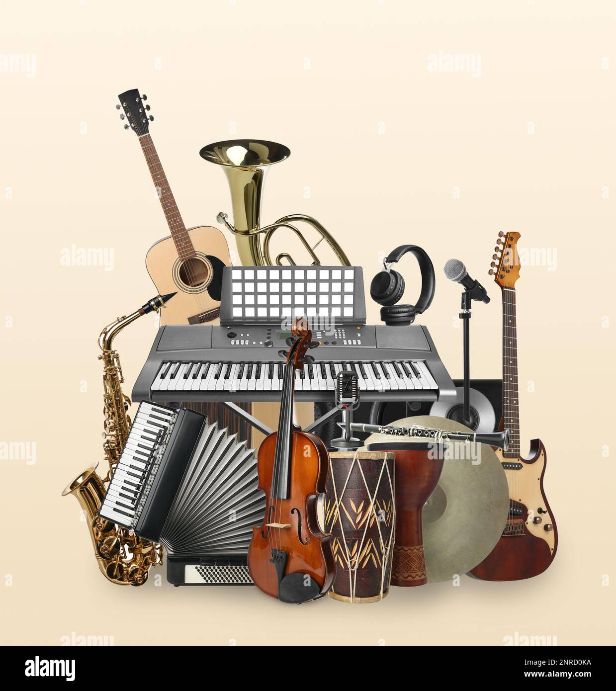 Musical instruments collage hi-res stock photography and images - Alamy