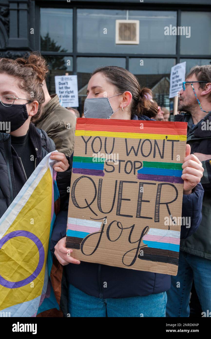 Pro-LGBT counter-protesters protect and surround Honor Oak Pub and push ...