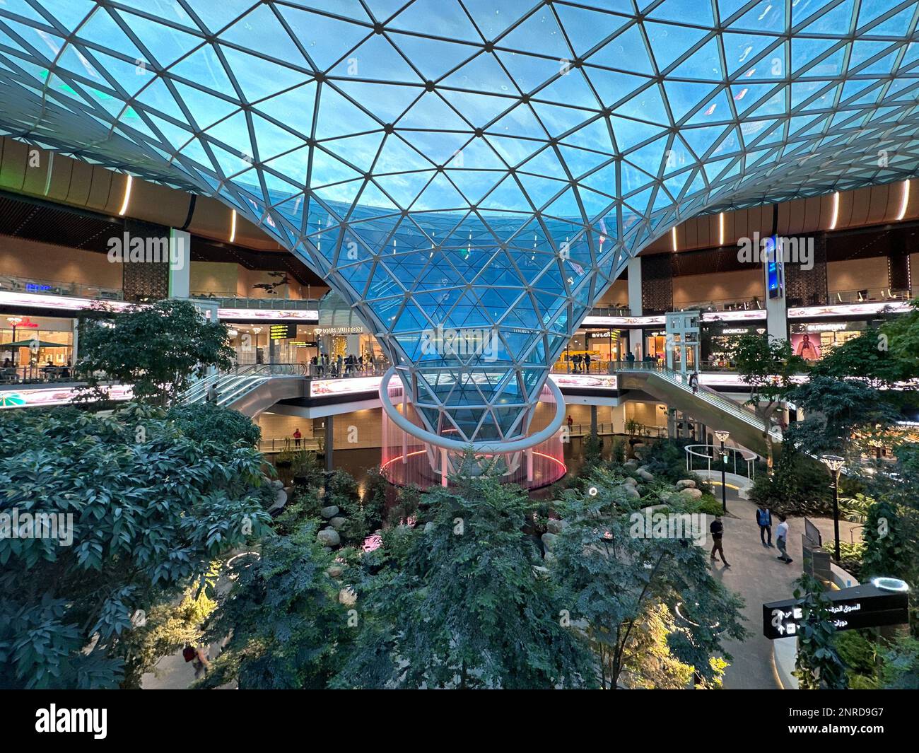 Hamad International Airport (DOH) expands with indoor tropical garden ...