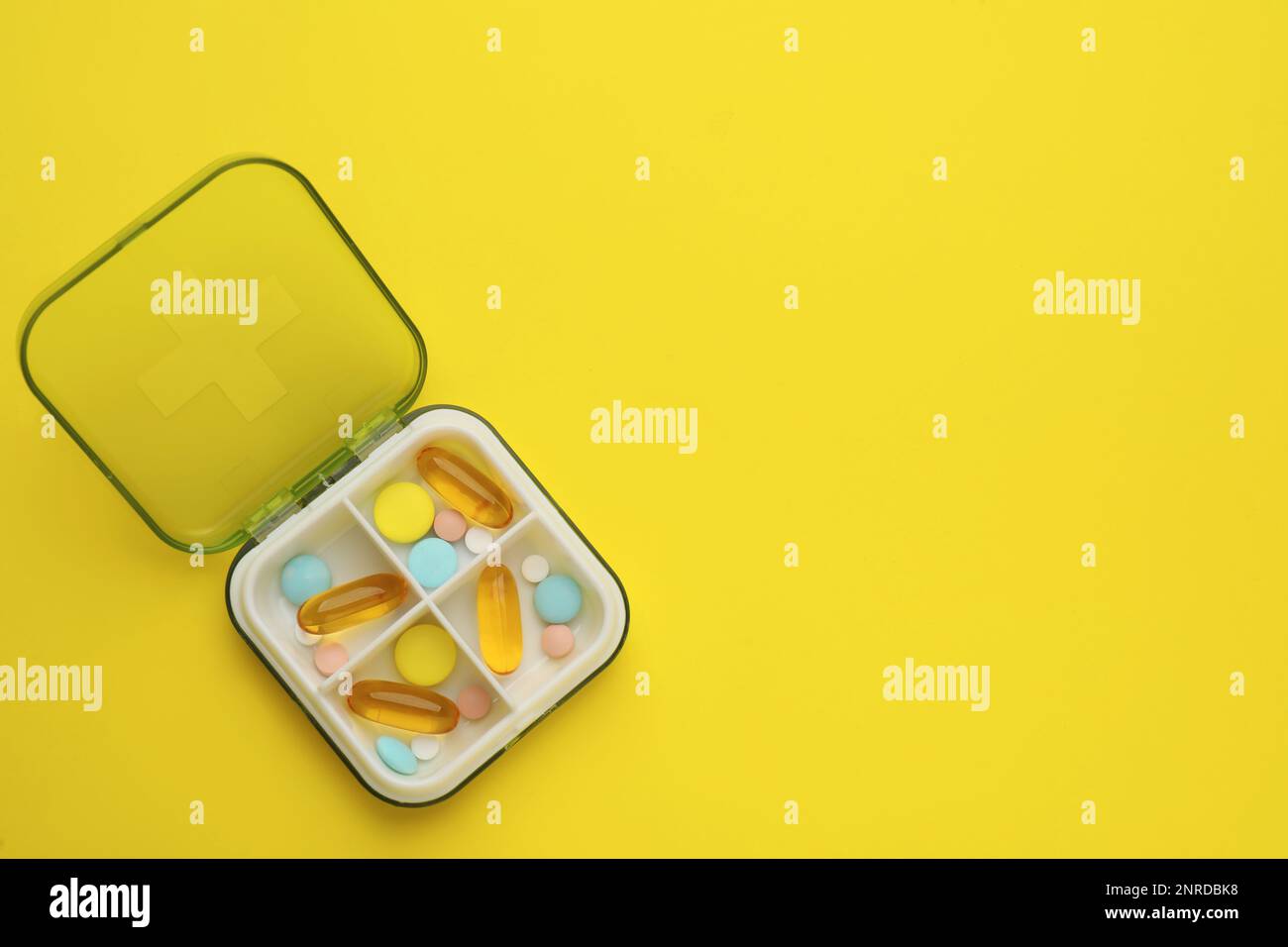 Pillbox shape hi-res stock photography and images - Alamy