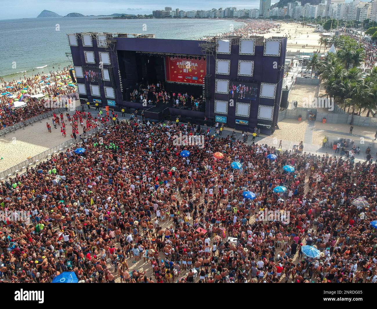 RJ - Rio de Janeiro - 01/12/2020 - Opening of Rio 2020 Carnival ...