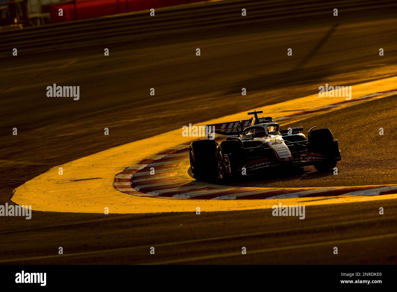 20 MAGNUSSEN Kevin (den), Haas F1 Team VF-23 Ferrari, action during the ...