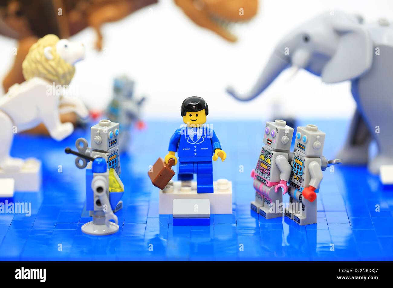 robot family visit and watch the statue of last human in future natural ...