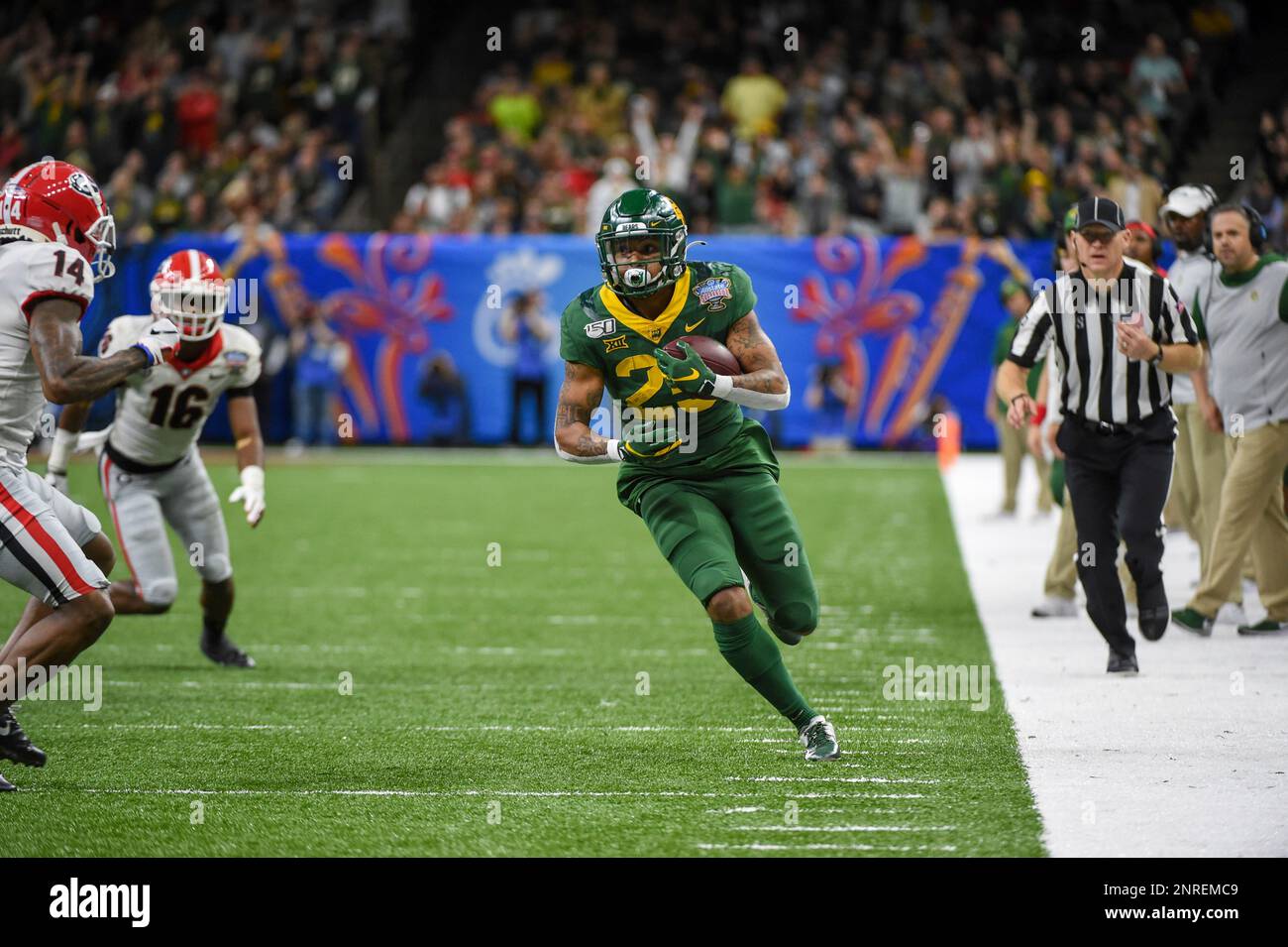NEW ORLEANS, LA - JANUARY 01: Baylor Bears running back Trestan Ebner ...