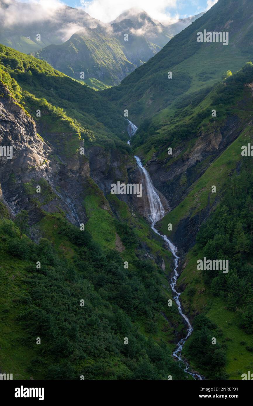 A large waterfall falling down a steep cliff Stock Photo - Alamy