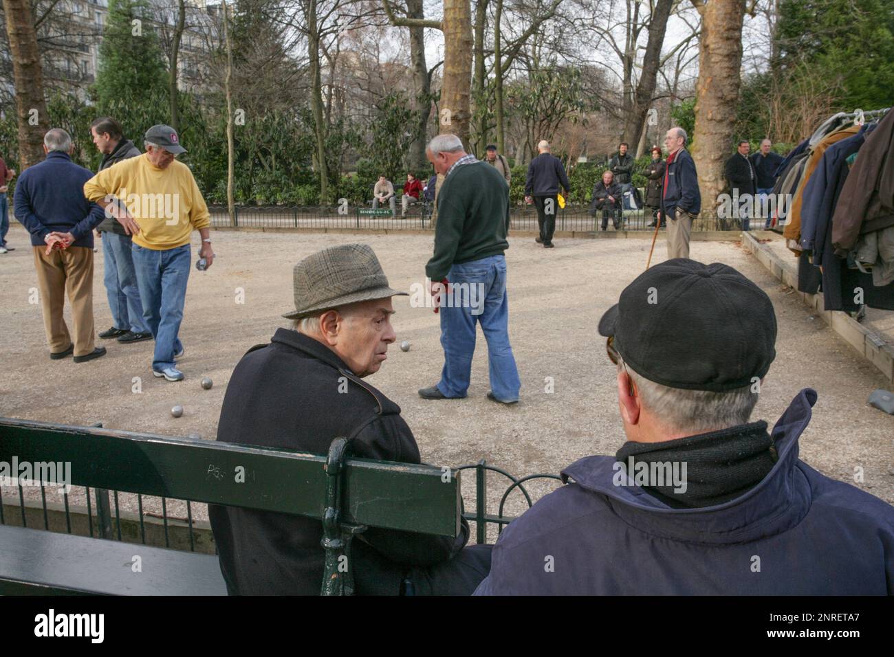 PETANQUE IN PARIS Stock Photo - Alamy