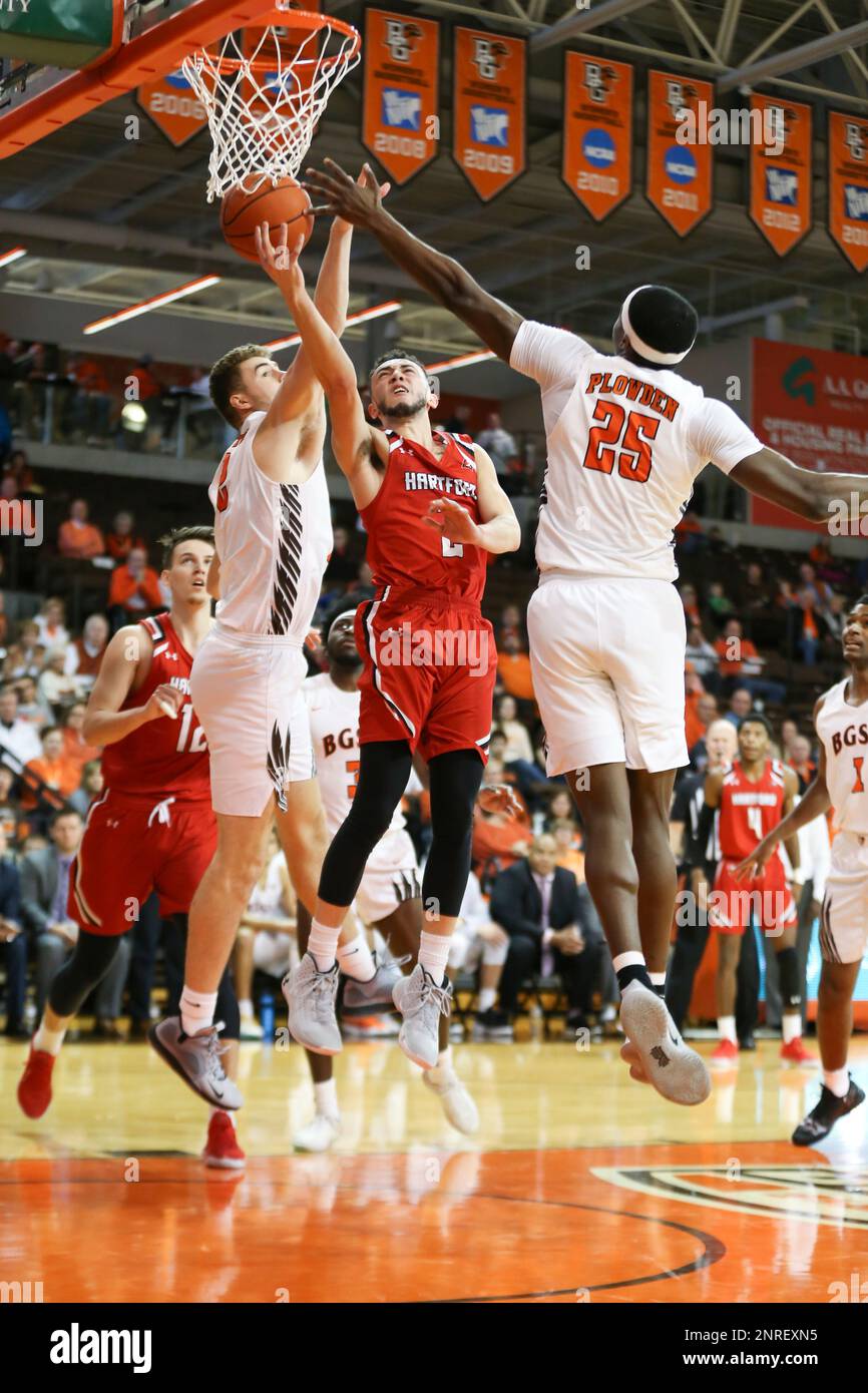 BOWLING GREEN, OH - DECEMBER 31: Hartford Hawks guard D.J. Mitchell (2 ...