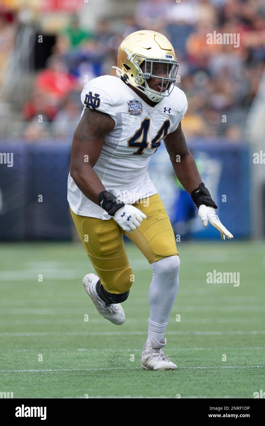 ORLANDO, FL - DECEMBER 28: Notre Dame Fighting Irish defensive lineman ...