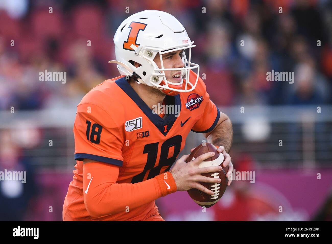 SANTA CLARA, CA - DECEMBER 30: Illinois Fighting Illini quarterback ...