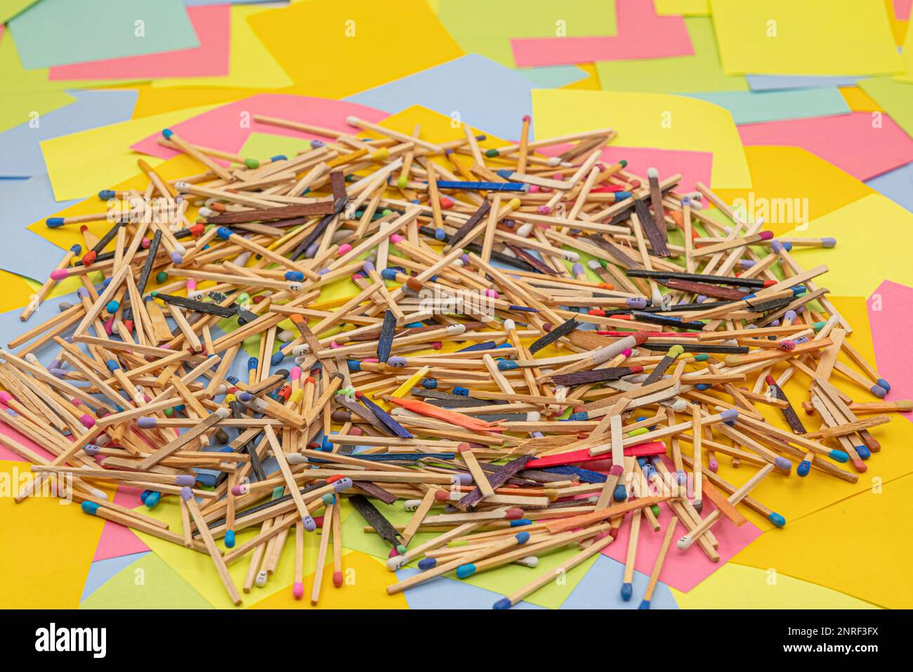 Different shapes sticky notes hi-res stock photography and images - Alamy