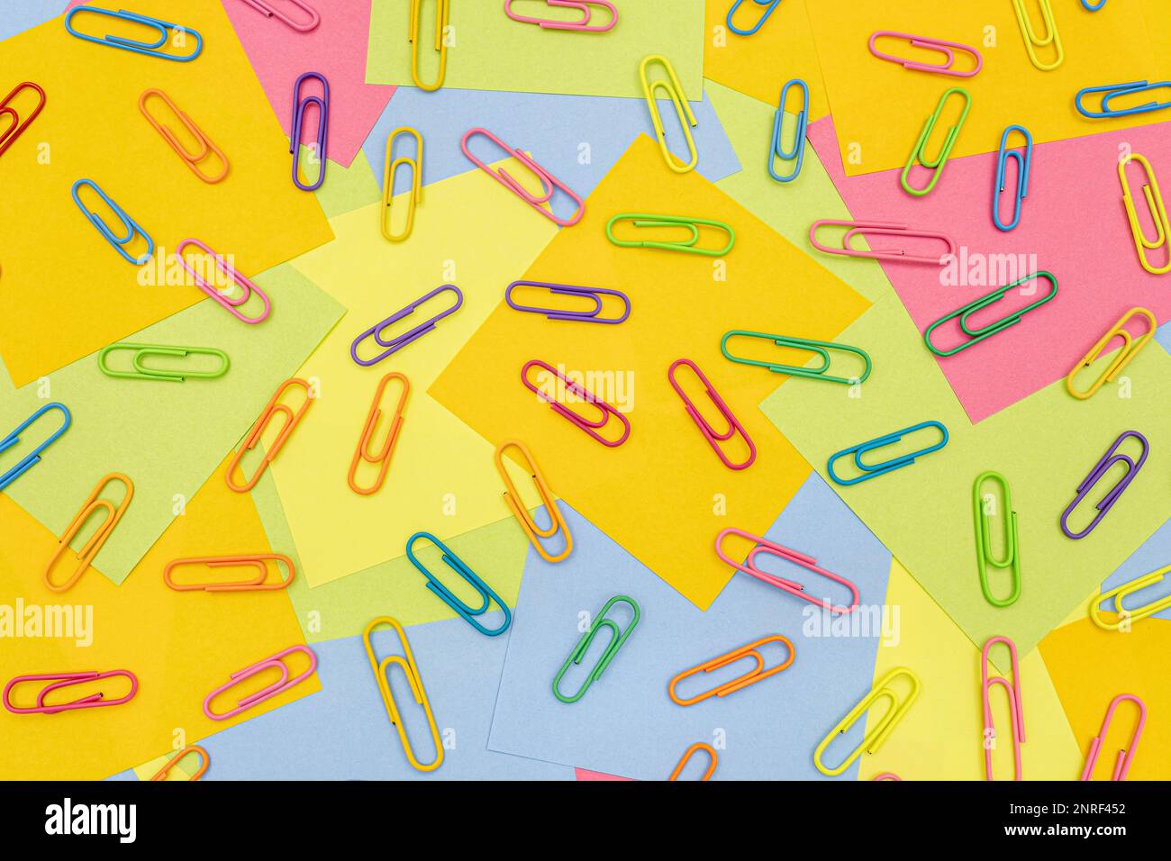 Multi coloured post it notes hi-res stock photography and images - Alamy