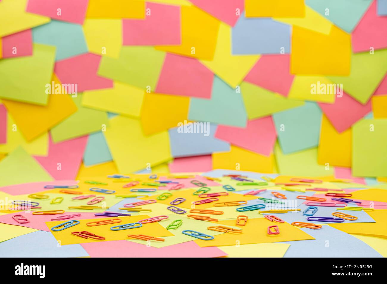 Multi coloured post it notes hi-res stock photography and images - Alamy