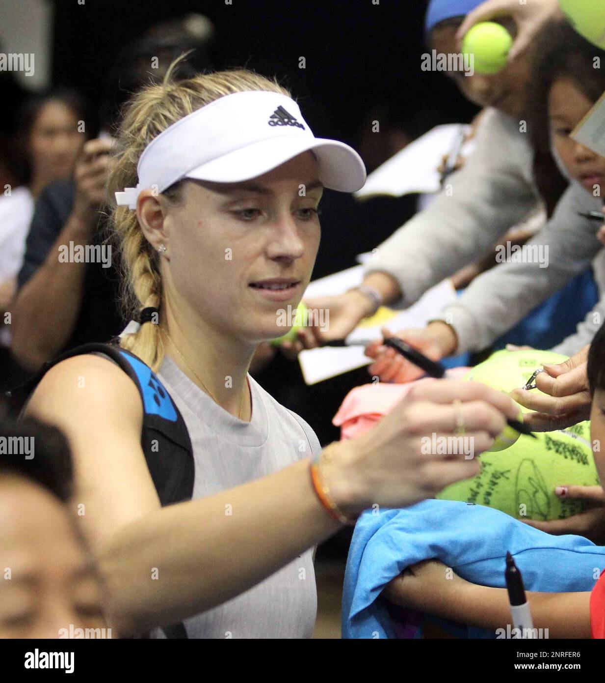 December 27, 2019 - Angelique Kerber signs autographs at the Hawaii ...