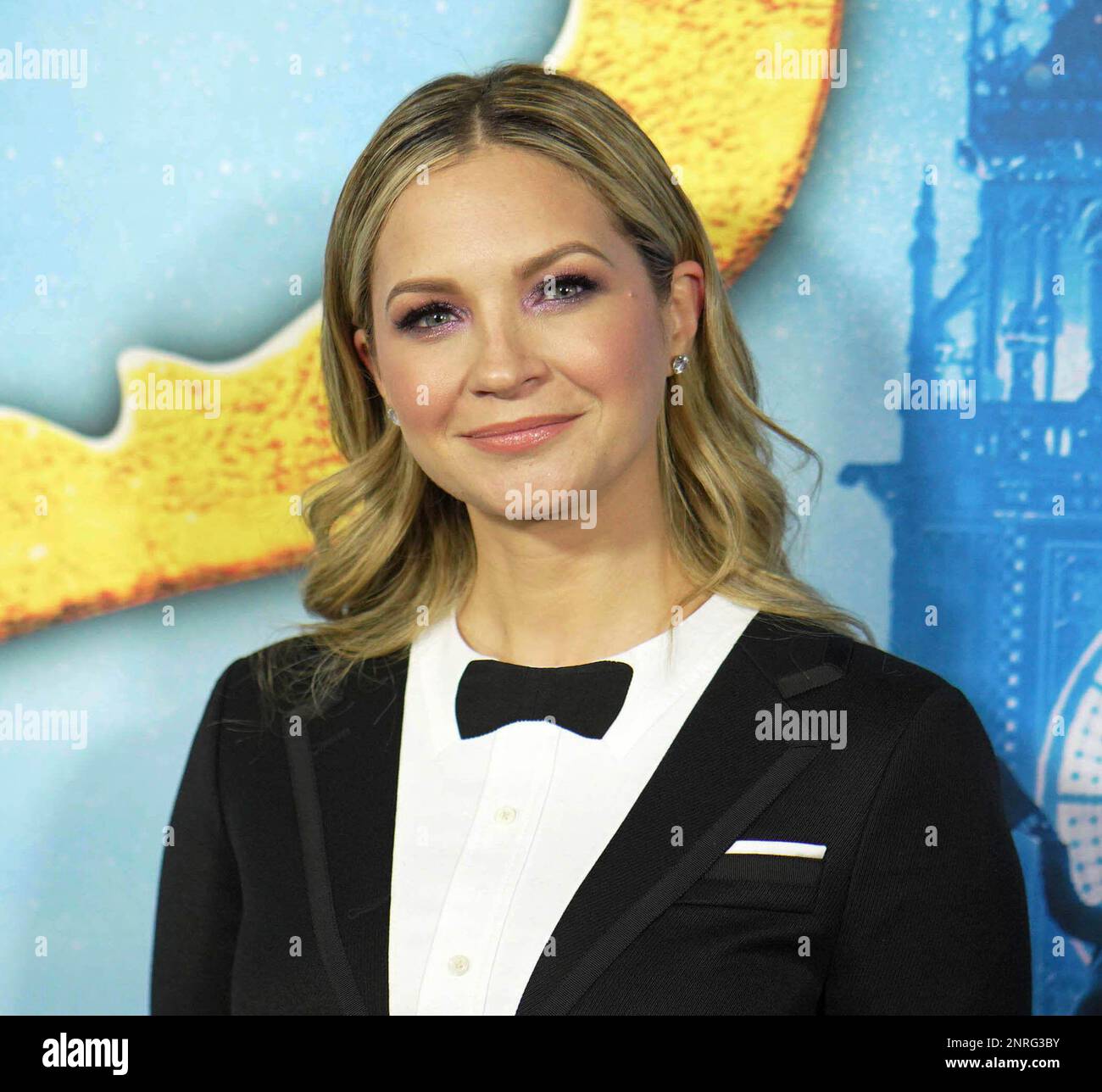 Photo by: zz/John Nacion/STAR MAX/IPx 2019 12/16/19 Vanessa Ray at the ...