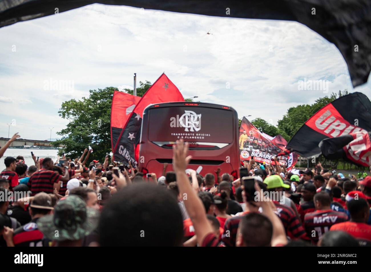 RJ - Rio de Janeiro - 12/13/2019 - Flamengo Boarding - Supporters on ...