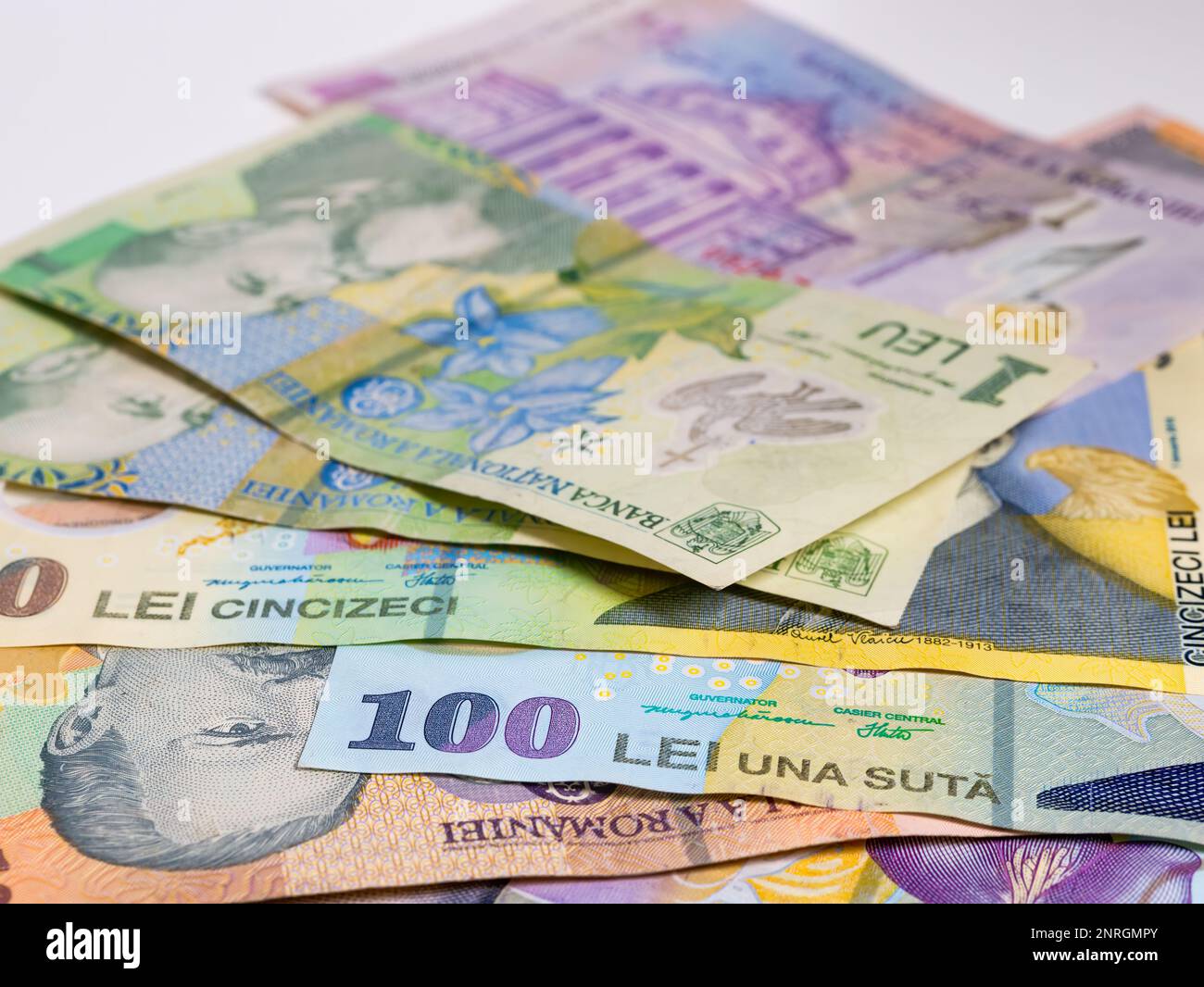 Many romanian banknotes. Romanian currency concept Stock Photo - Alamy