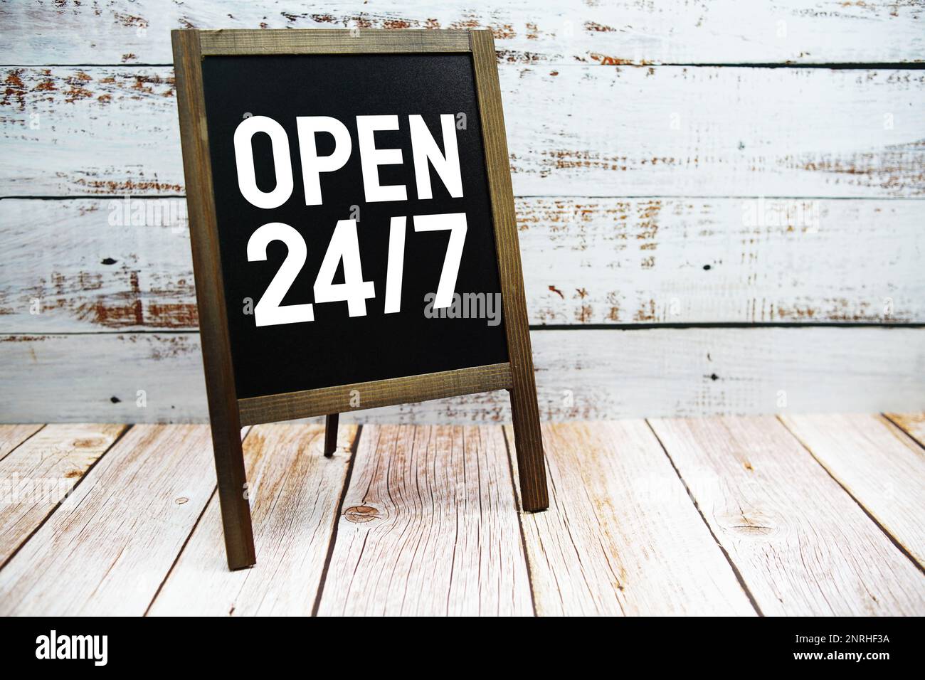 24 hour cafe open sign hi-res stock photography and images - Alamy