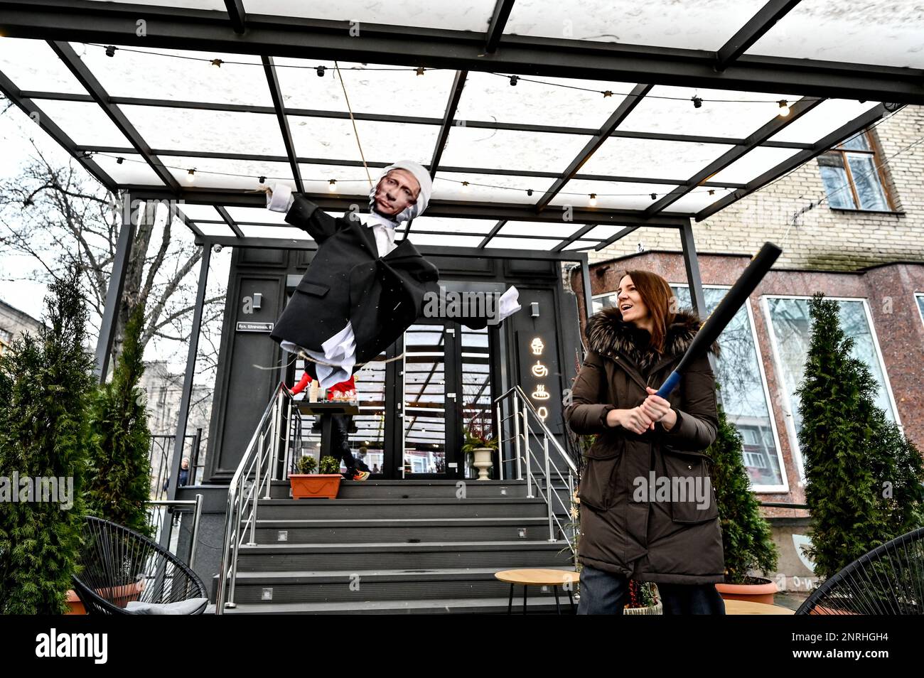 Non Exclusive: ZAPORIZHZHIA, UKRAINE - FEBRUARY 26, 2023 - A woman hits ...