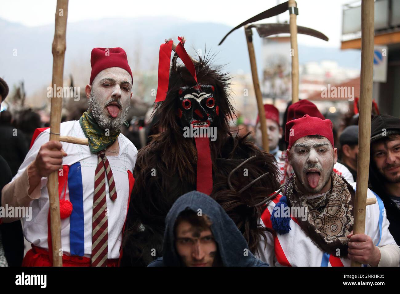 Masques zoomorphes du carnaval europeen hi-res stock photography and ...