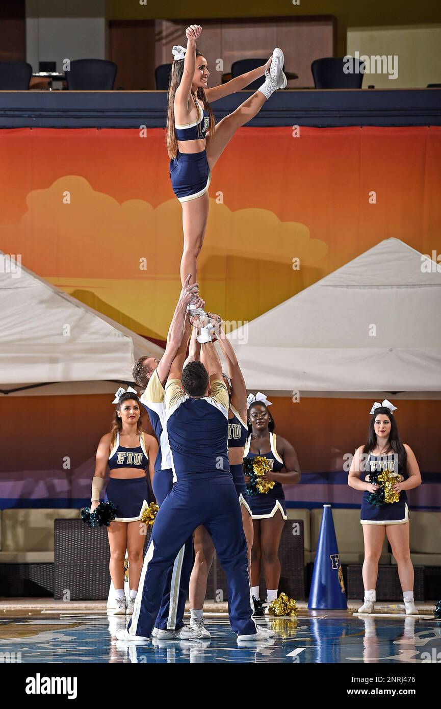 Fiu Cheerleading