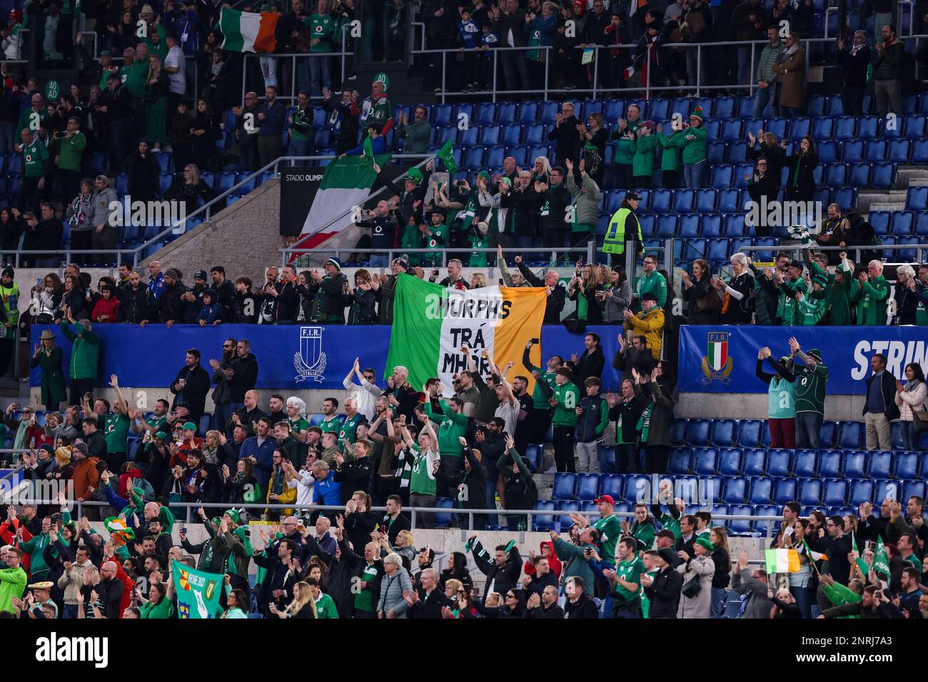 Ireland rome rugby flag hi-res stock photography and images - Alamy