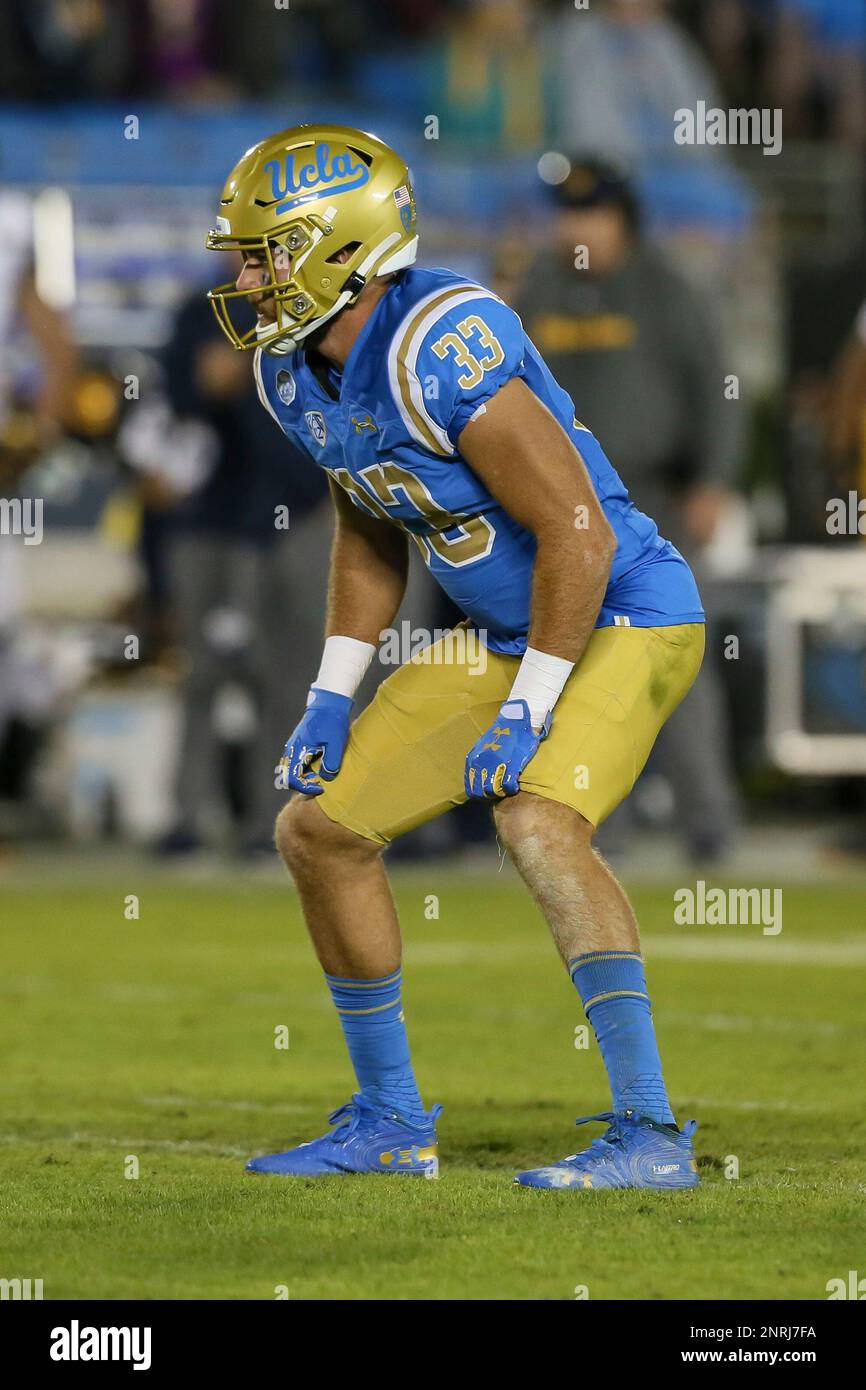UCLA Bruins linebacker Bo Calvert (33) lines up against the California ...