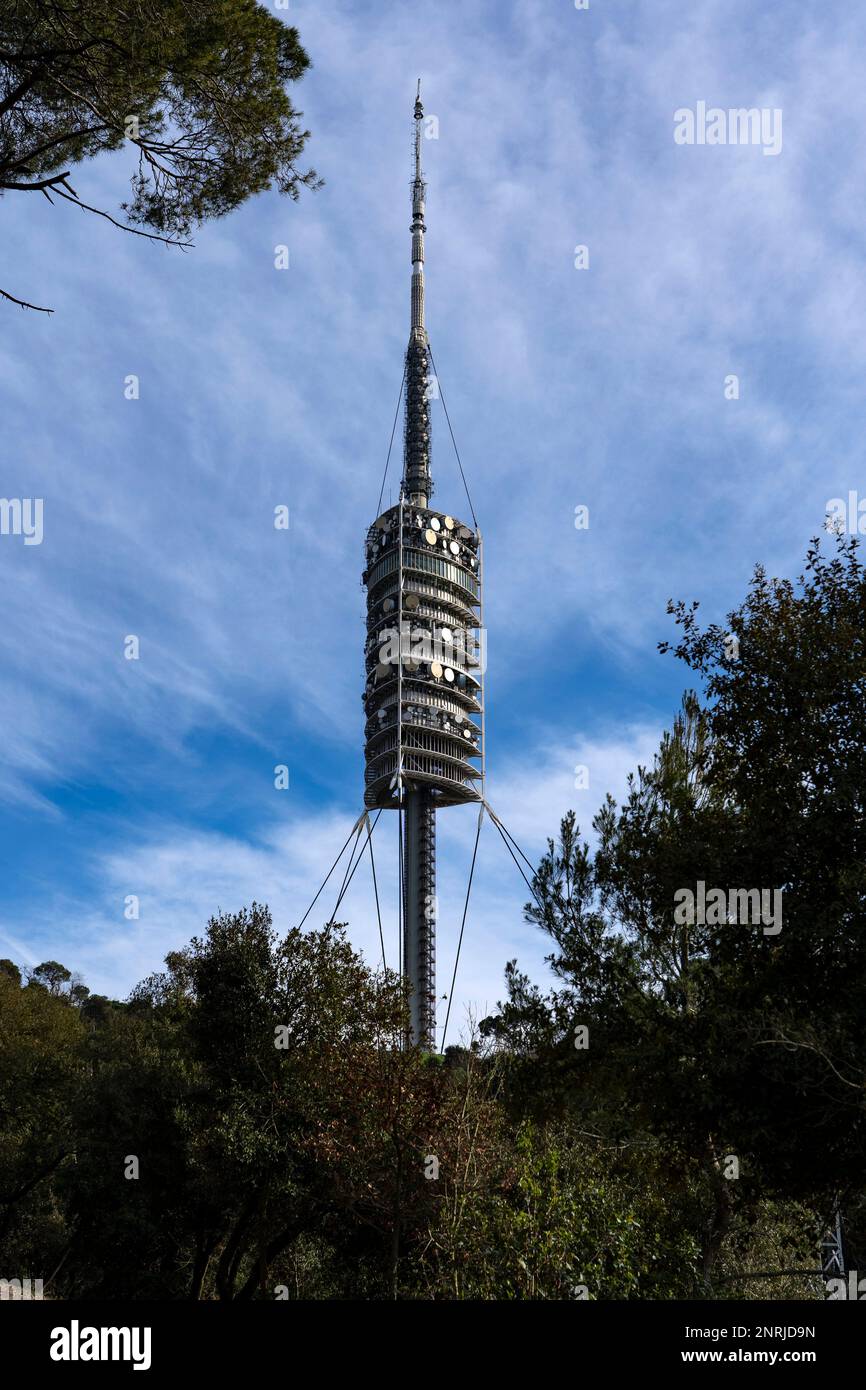 Norman Foster designed Torre de Collserola Communications Tower ...
