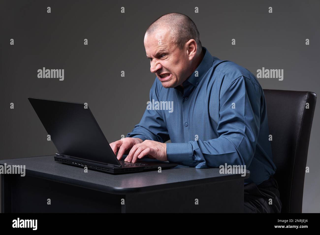 Burnout typing hi-res stock photography and images - Alamy