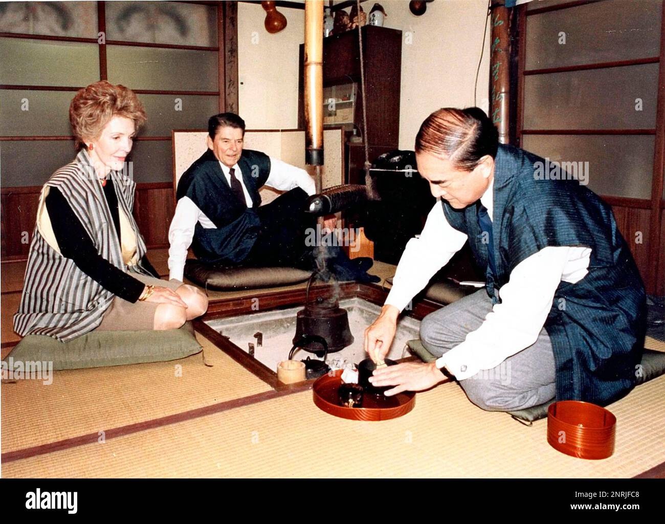 FILE: Japan's Prime Minister Yasuhiro Nakasone makes tea for U.S ...