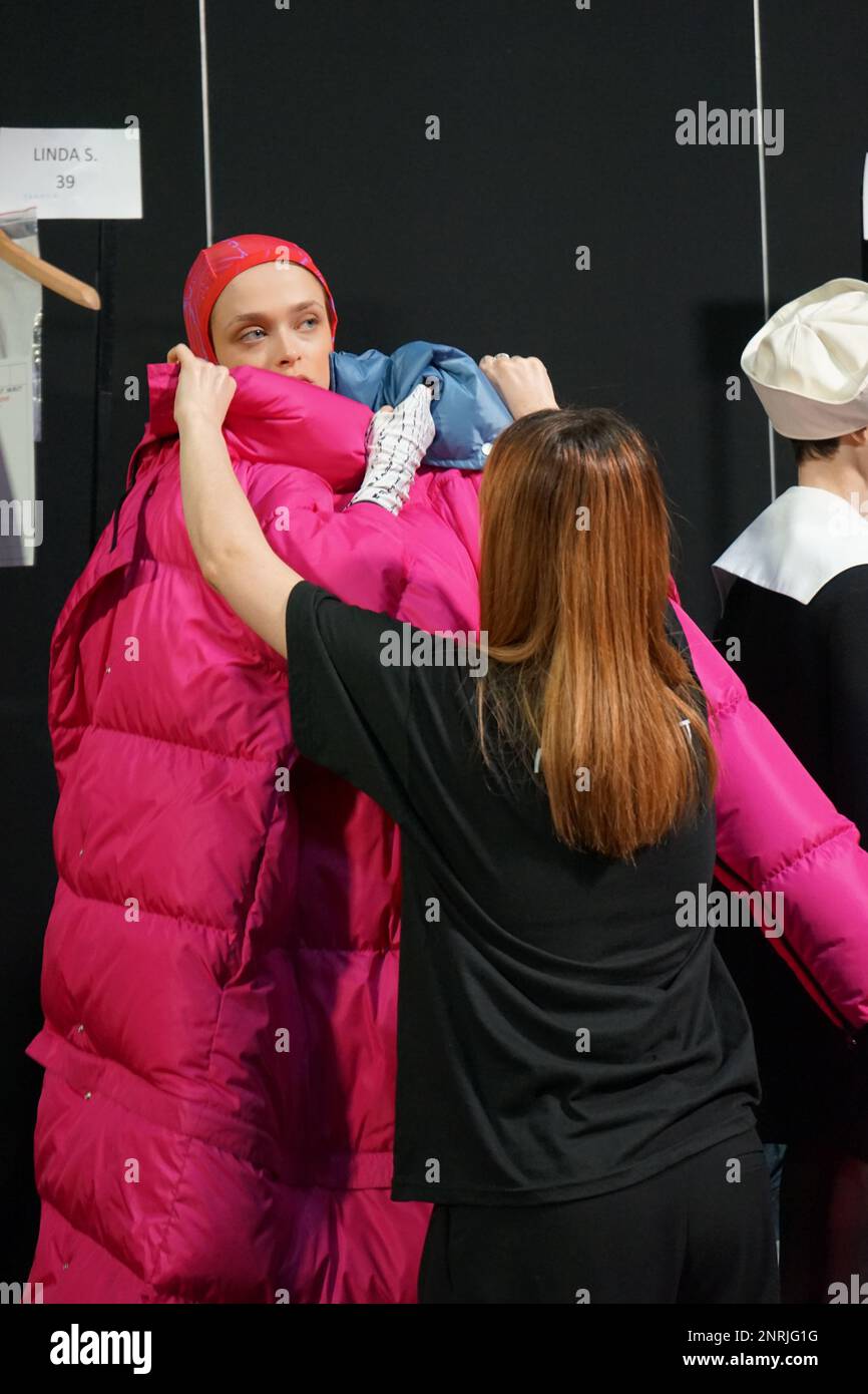 Fashionweekmodel hi-res stock photography and images - Alamy