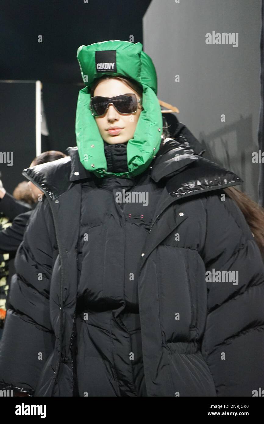 Fashionweekmodel hi-res stock photography and images - Alamy