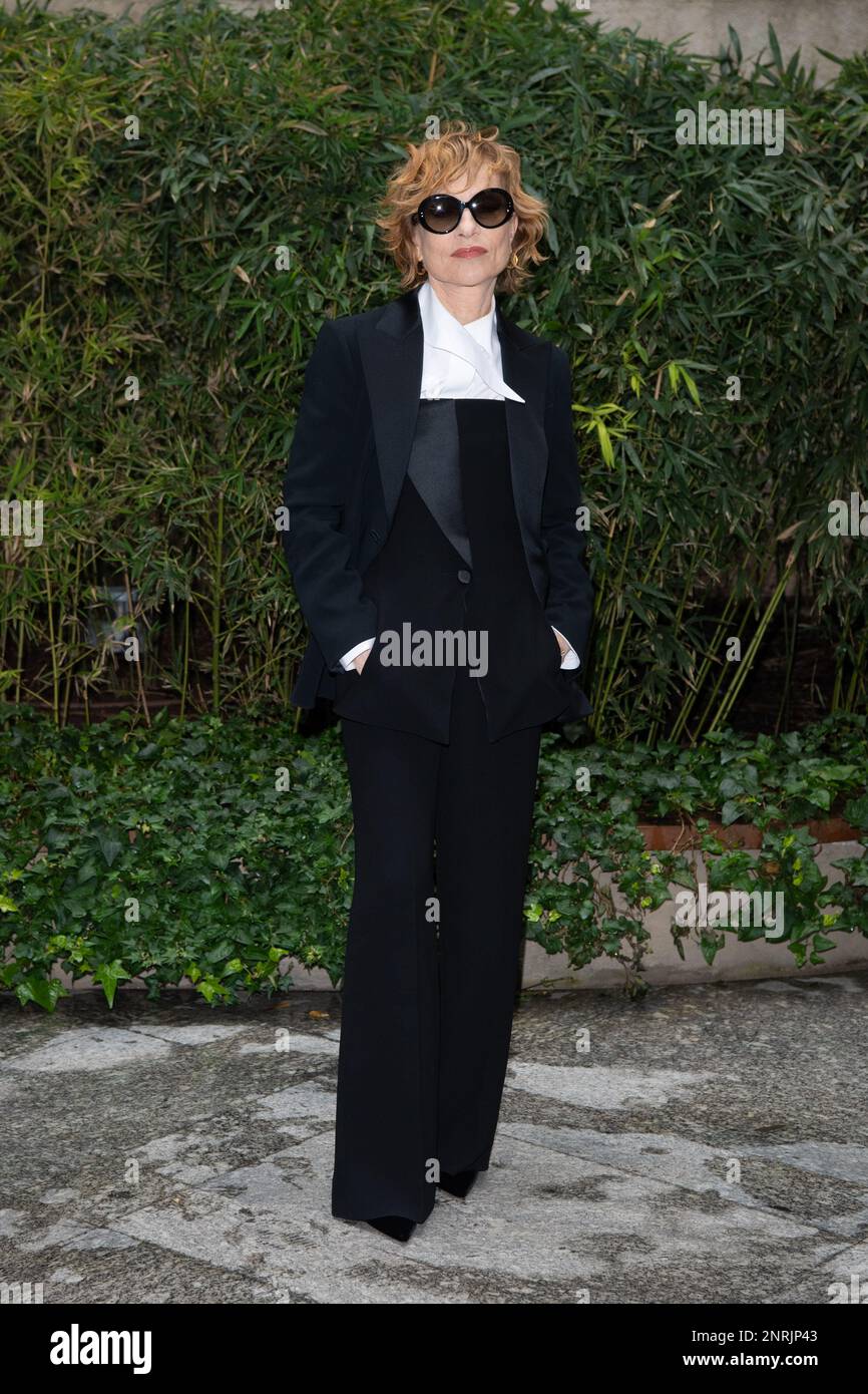 Isabelle Huppert Milan Fashion Week Women Fall/Winter 23-24 Giorgio ...