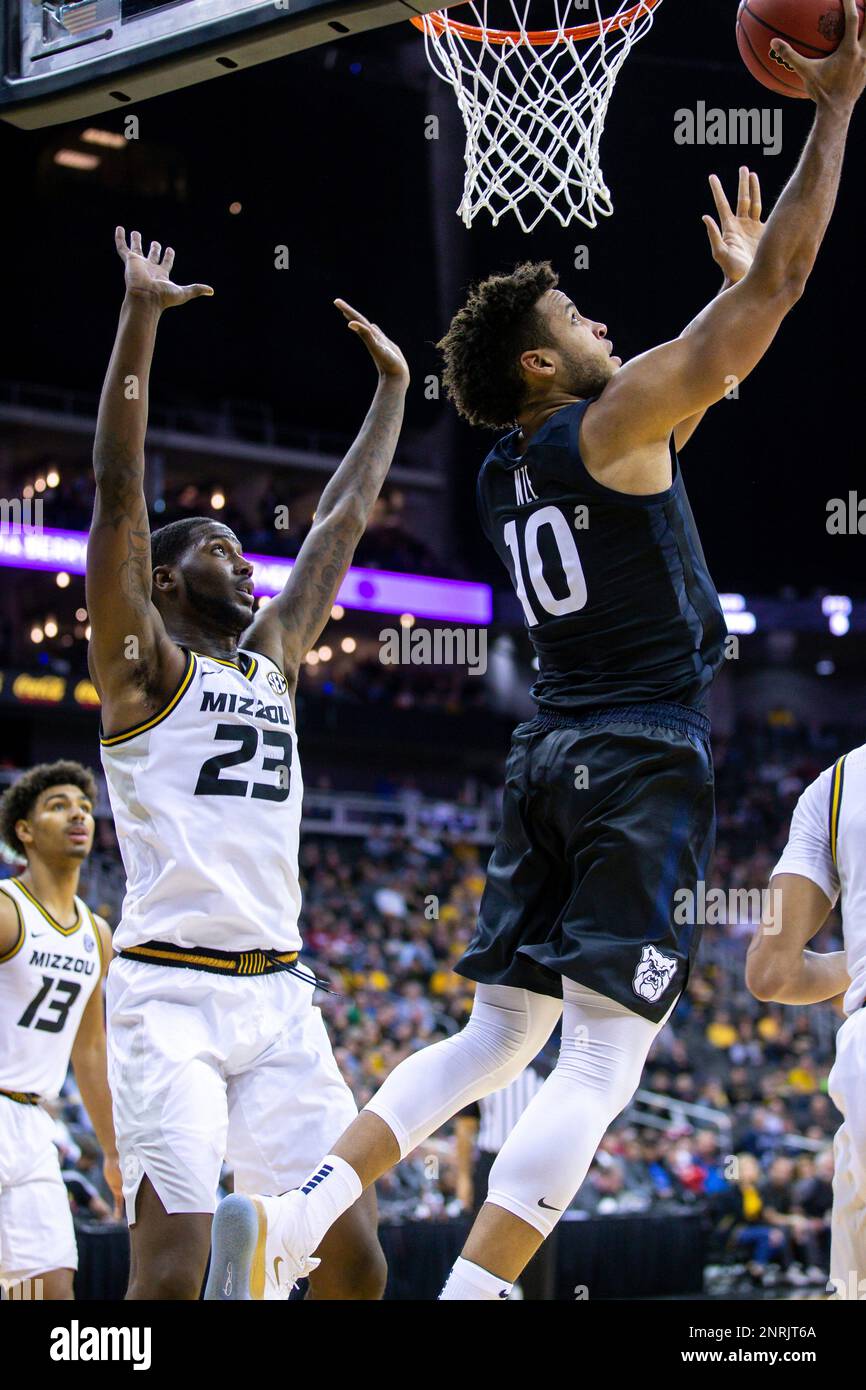 KANSAS CITY, MO - NOVEMBER 25: Butler Bulldogs forward Bryce Nze (10 ...