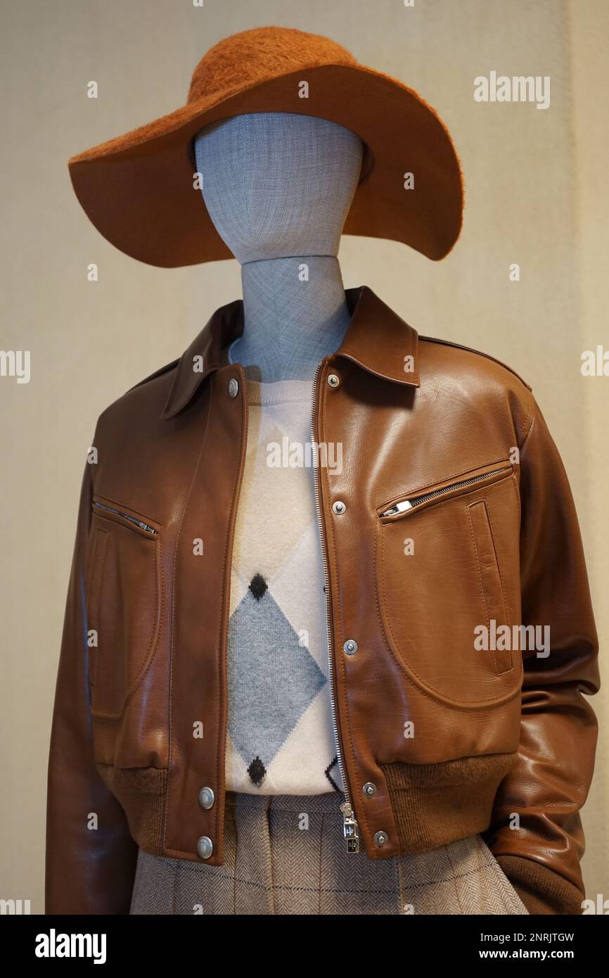LORO PIANA LUXURY ITALIAN BRAND AT MFW23 Stock Photo - Alamy