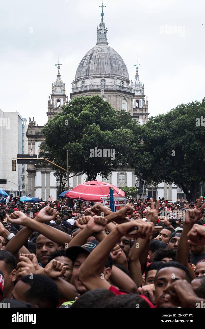 RJ - Rio de Janeiro - 11/24/2019 - Flamengo Parade - Fans fans for the ...