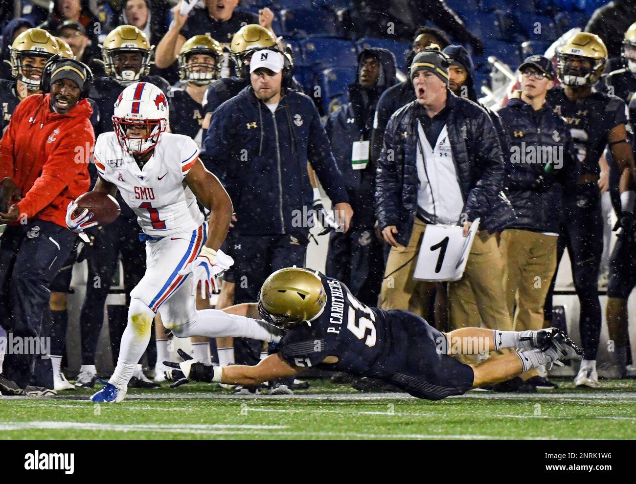 ANNAPOLIS, MD - NOVEMBER 23: Southern Methodist Mustangs wide receiver ...
