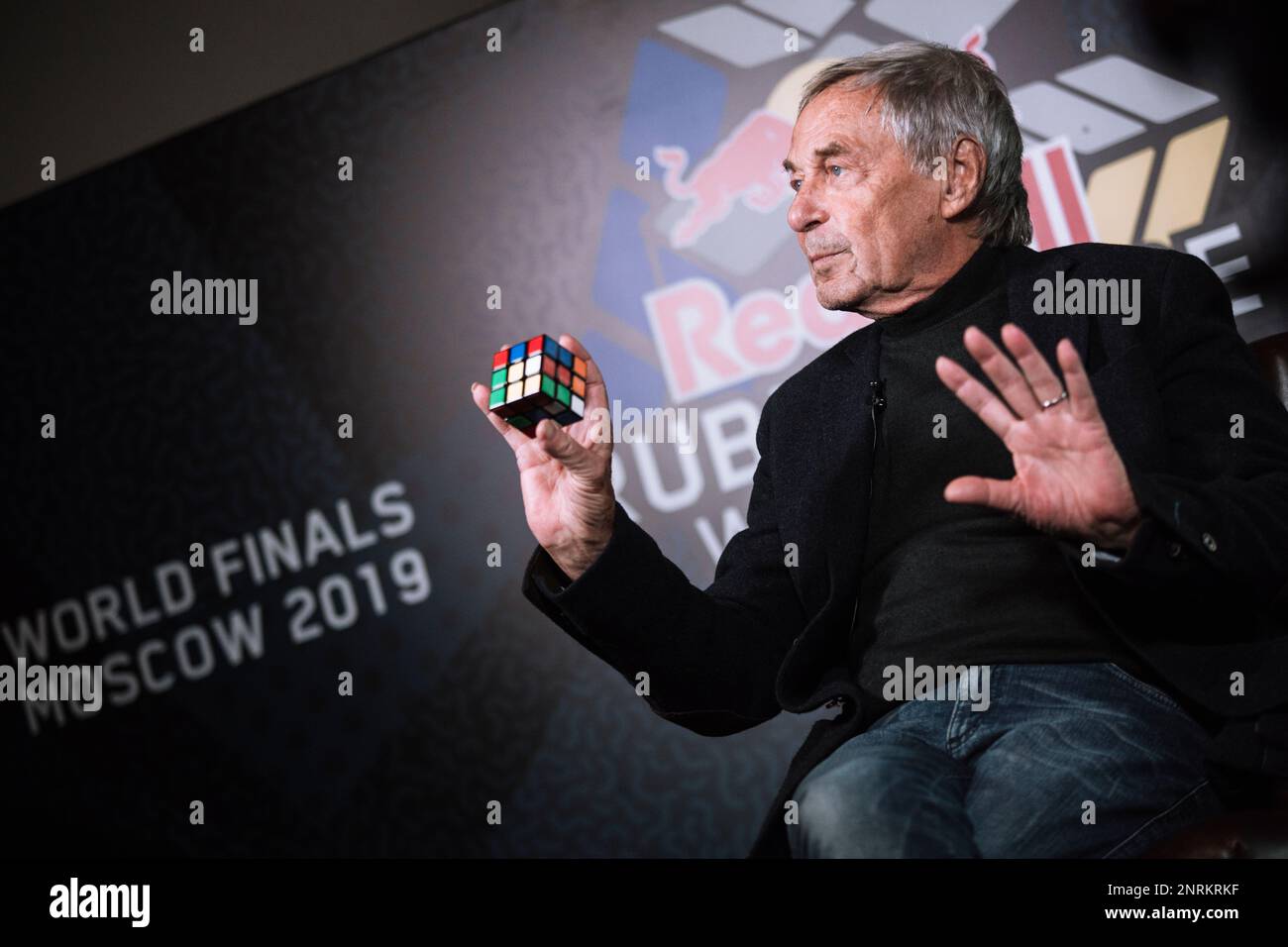 American Max Park continued his meteoric rise in the competitive Rubik ...