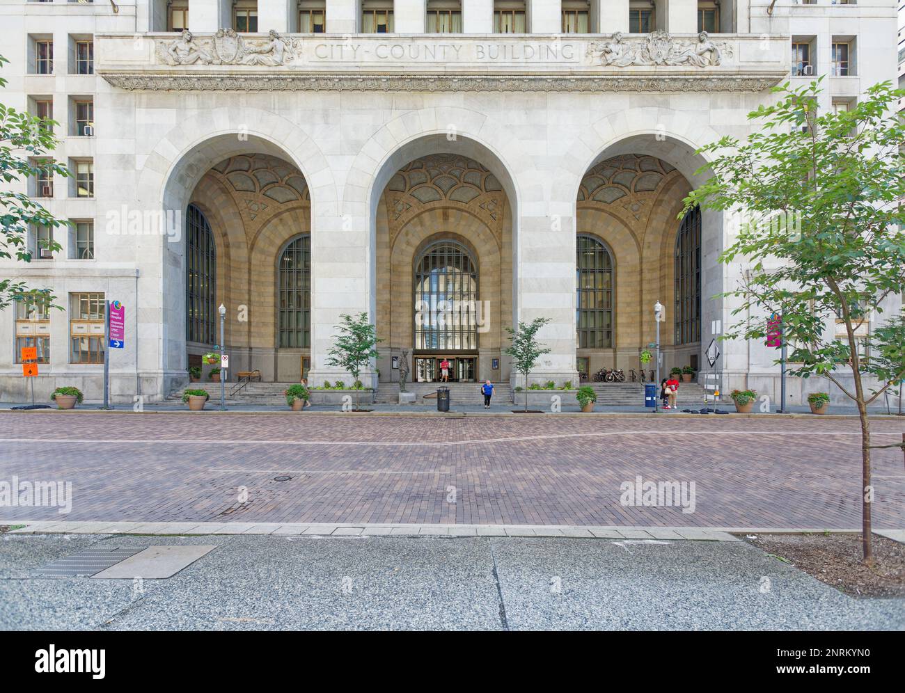 Pittsburgh Downtown: Beaux Arts style seat of government, the landmark ...