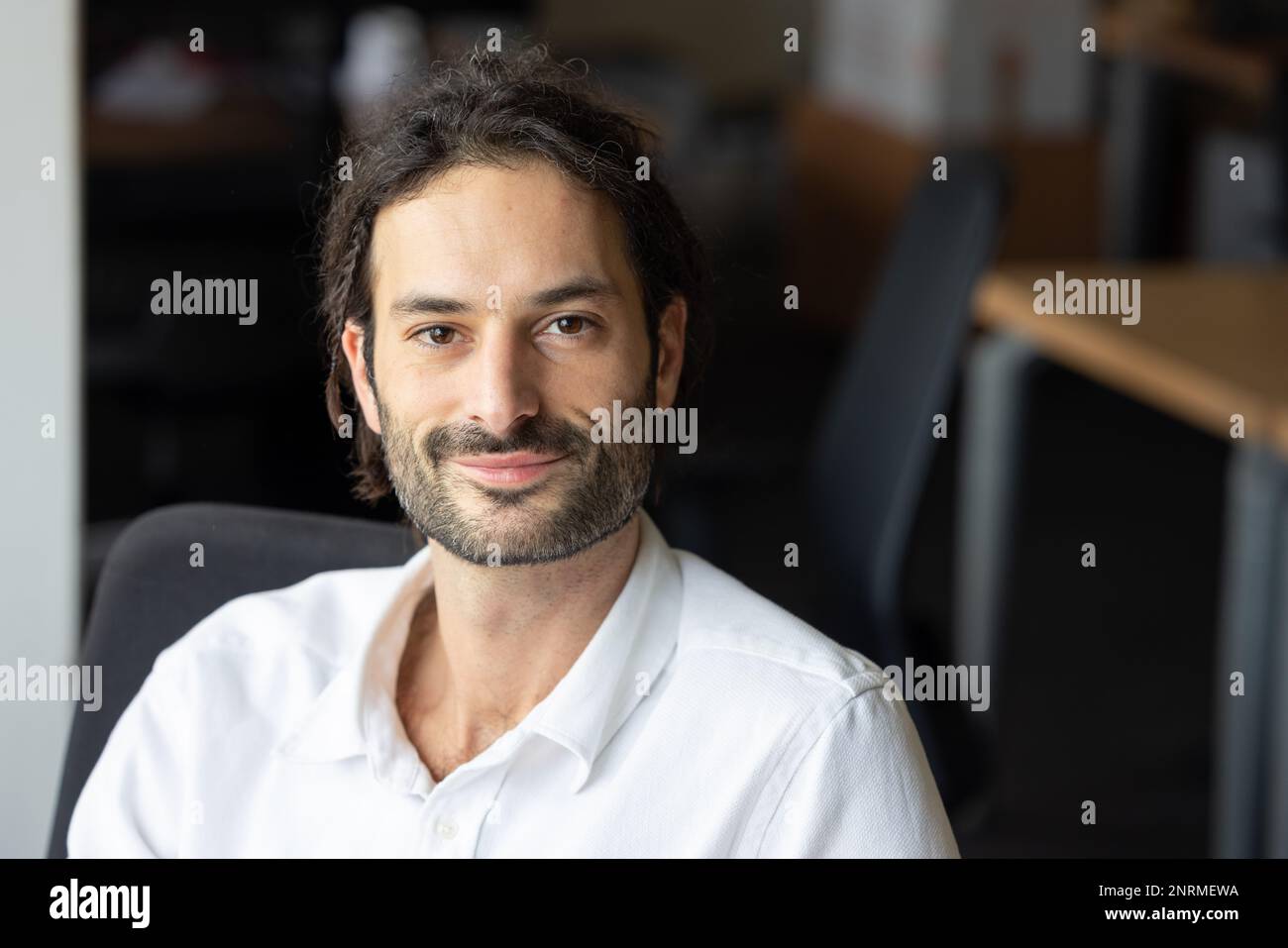 Office look hi-res stock photography and images - Alamy