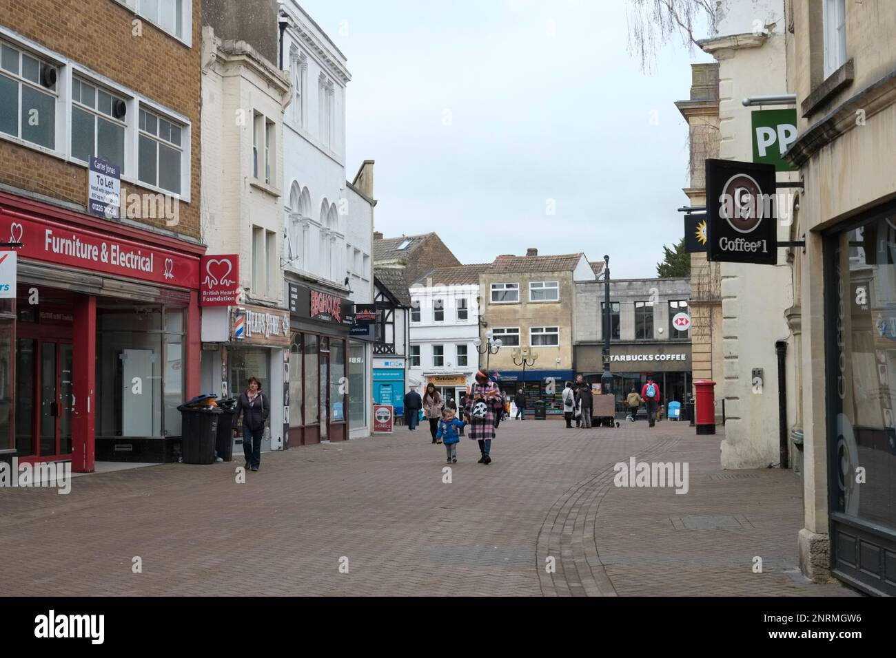 Trowbridge town centre hi-res stock photography and images - Alamy