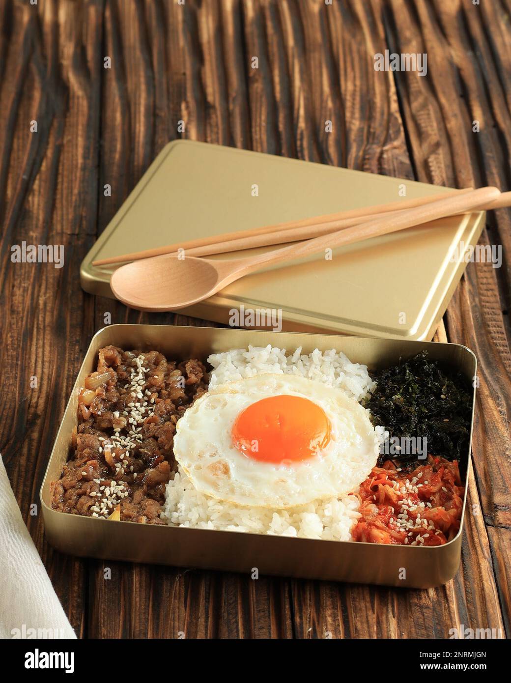Bulgogi lunch box hi-res stock photography and images - Alamy