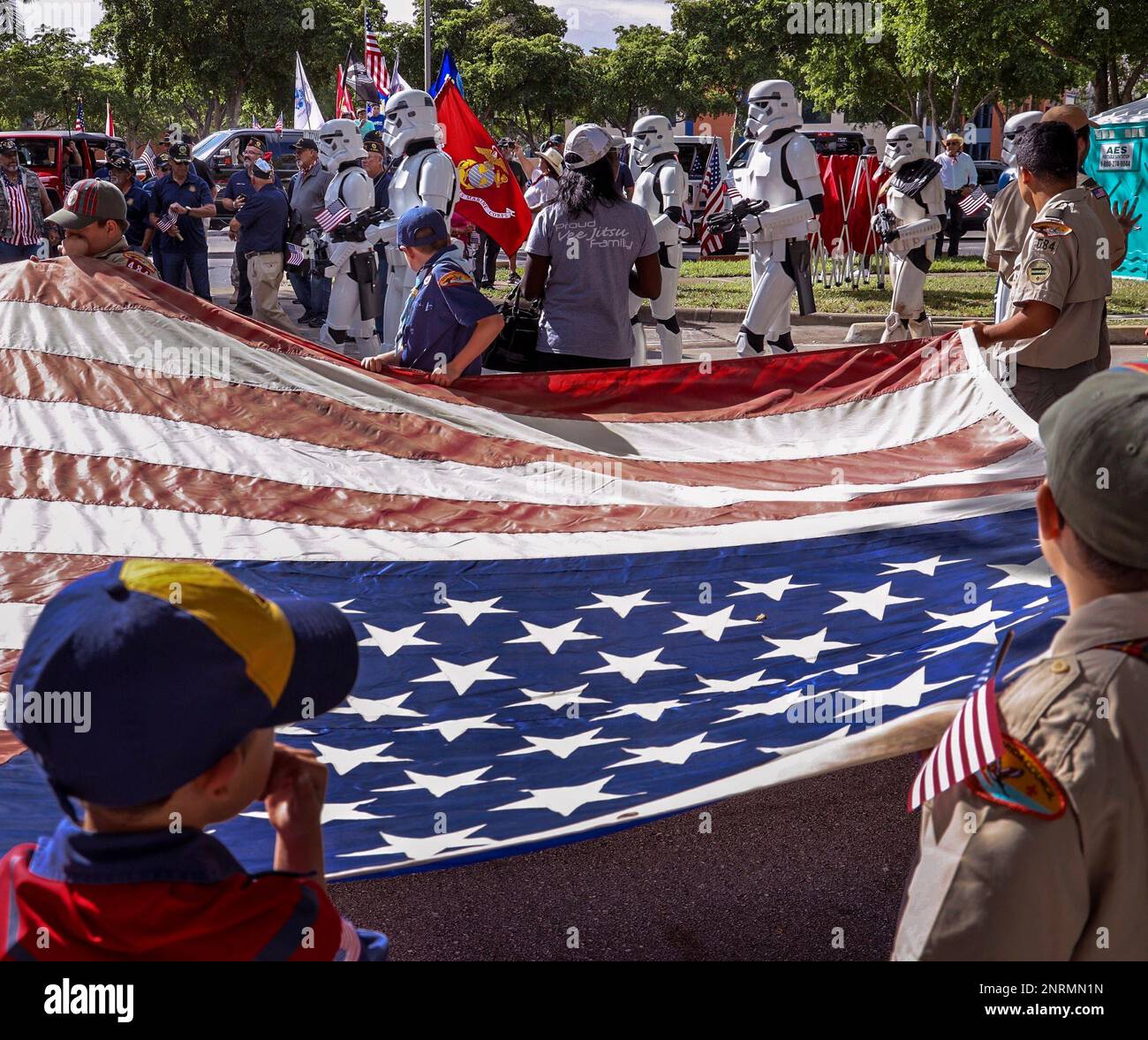 Members of the 501st Legion Everglades Squad - a Stars Wars costume ...