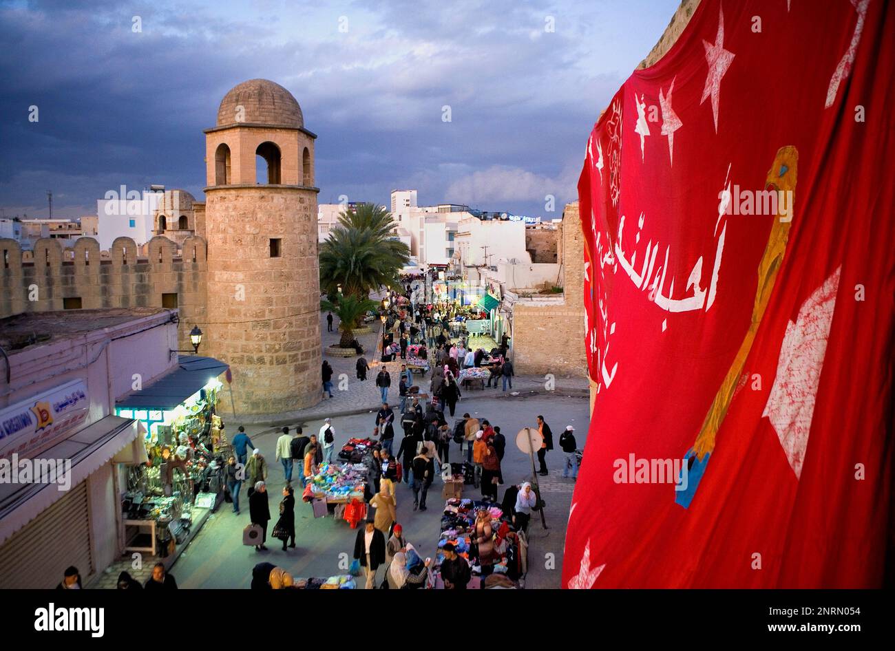 Tunez: Sousse.Rue de France, in background at left the Great Mosque. To ...