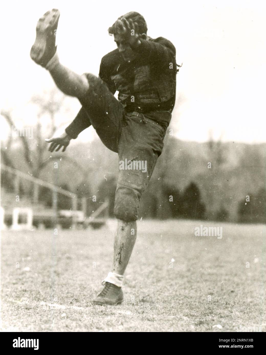 Dutch Clark is shown in action in this undated photo. (Pro Football ...