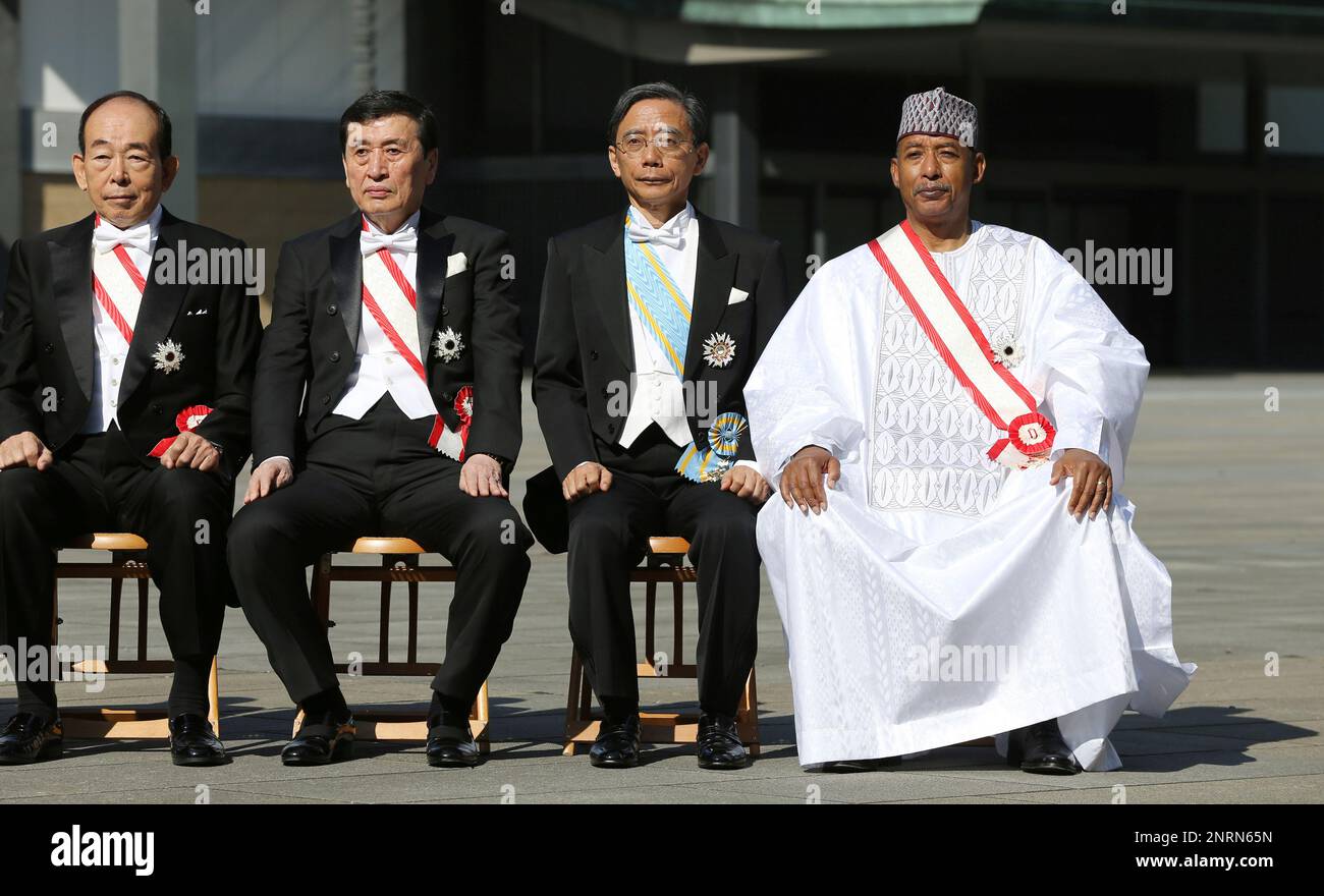Ibrahim Hassane Mayaki (R), former Prime Minister of Niger, and other ...