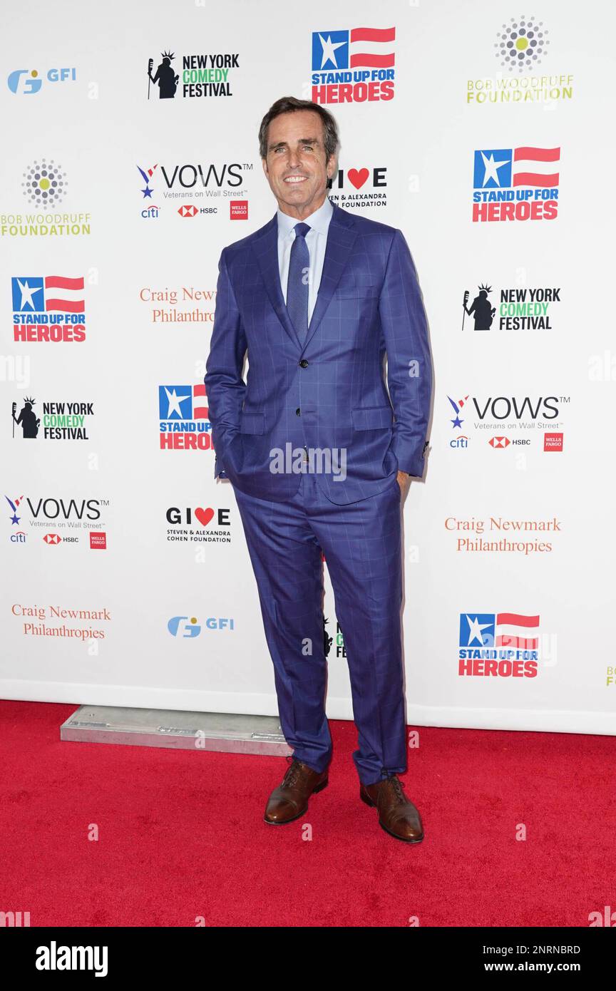 Photo by: John Nacion/STAR MAX/IPx 2019 11/4/19 Bob Woodruff at the ...