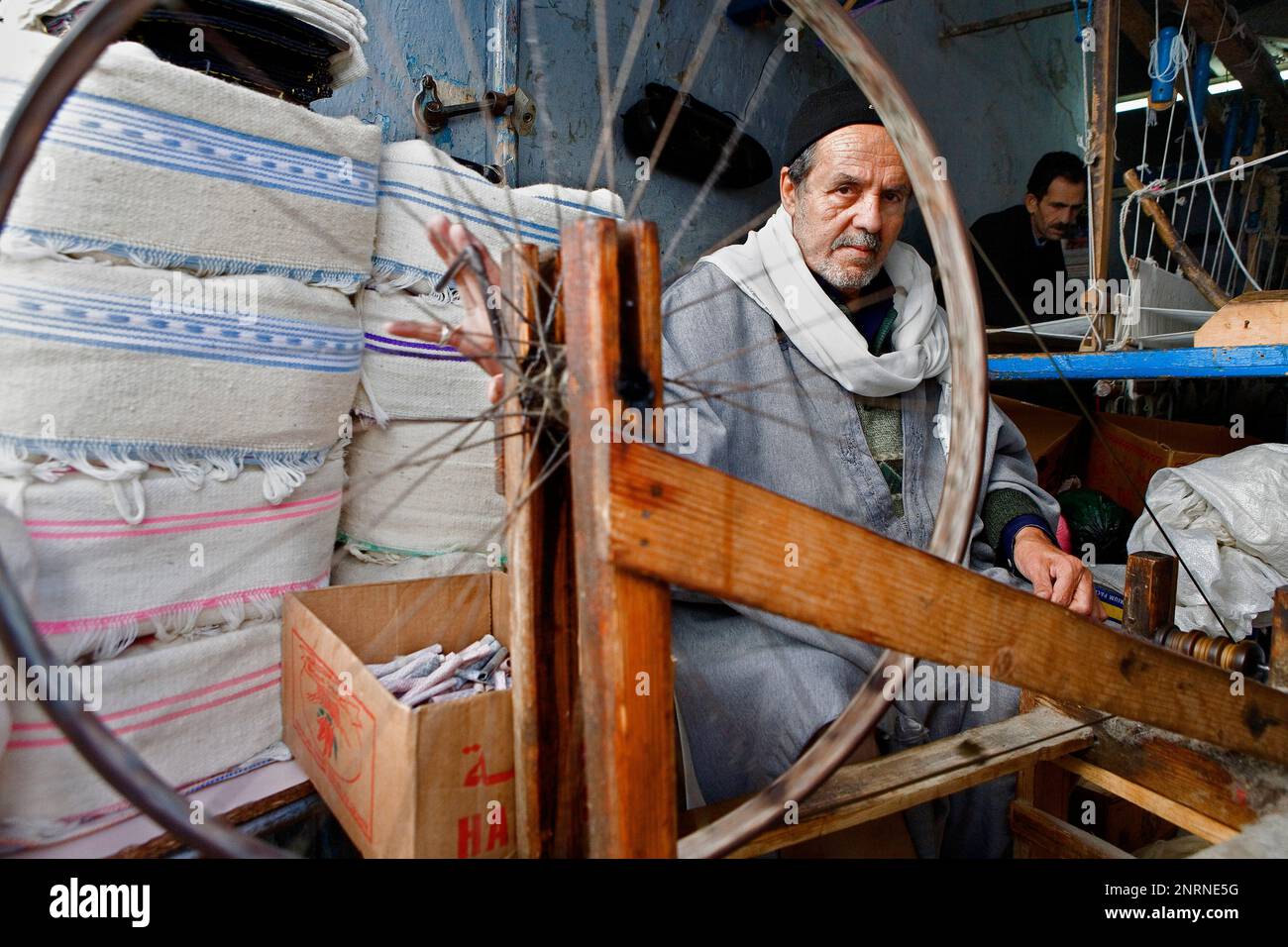 Spinerette hi-res stock photography and images - Alamy