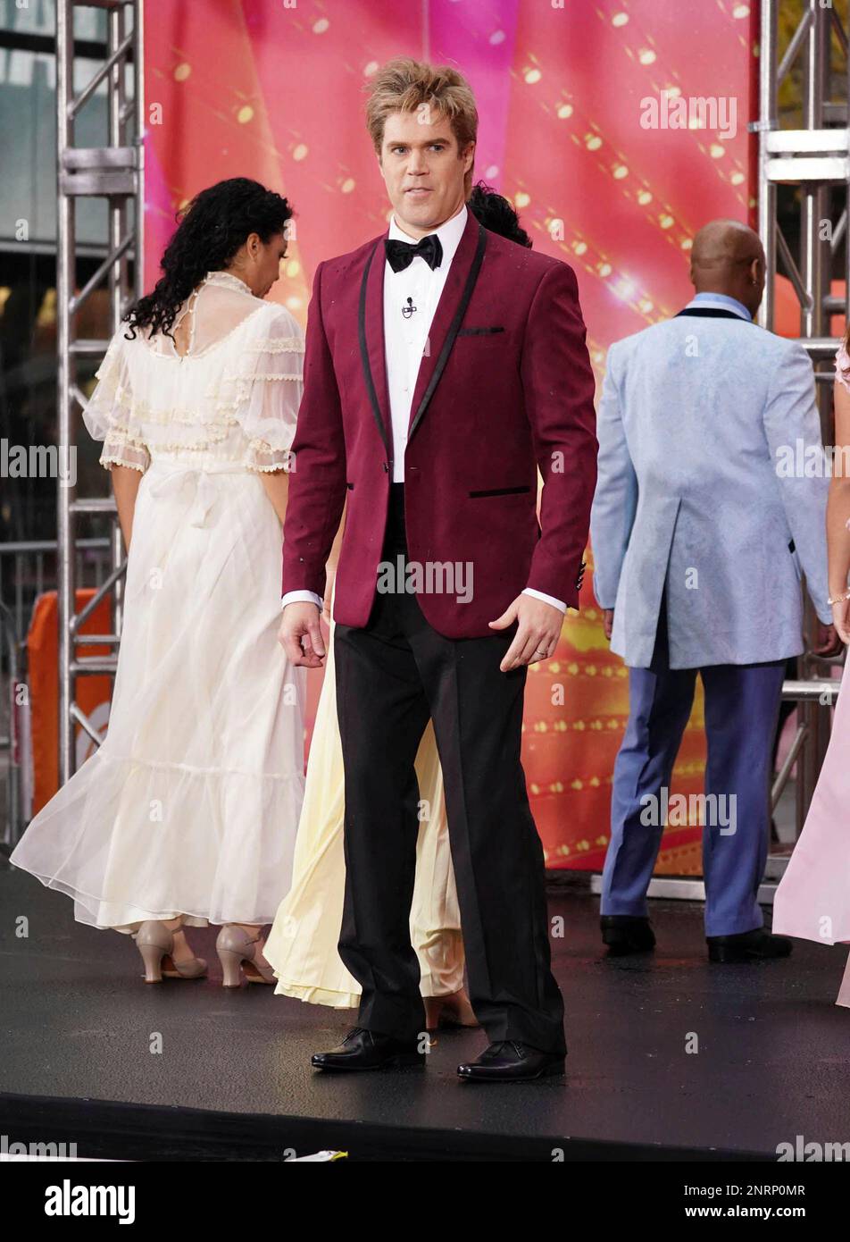 Photo by: zz/John Nacion/STAR MAX/IPx 2019 10/31/19 Peter Alexander ...