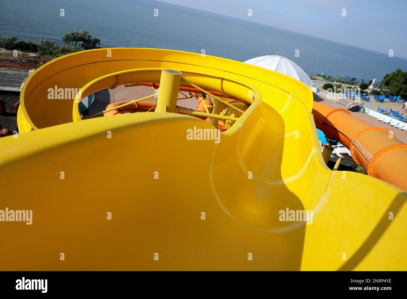 Yellow slide hi-res stock photography and images - Alamy
